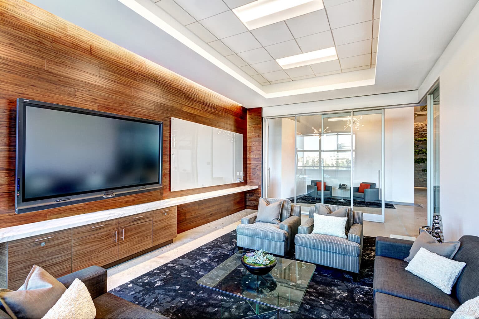 JLL - ID Studios – Interior Design