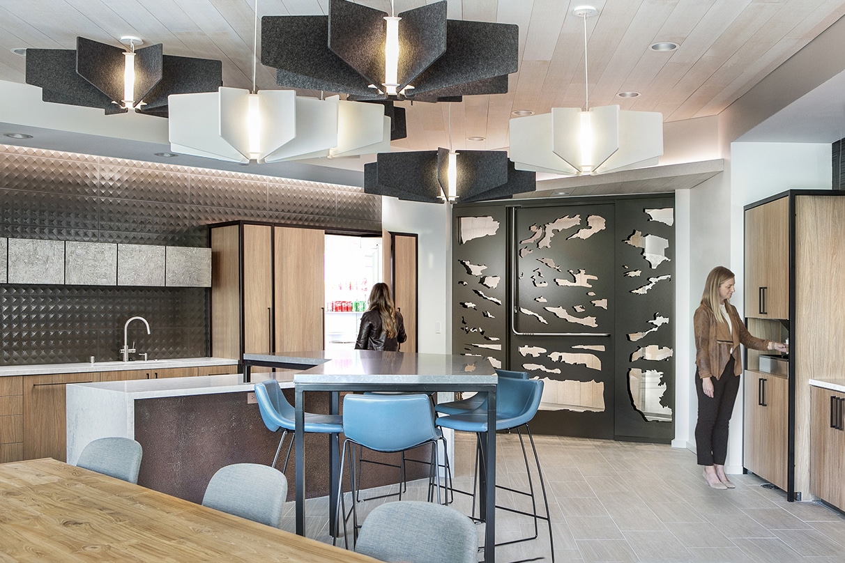 What to Expect When Working with an Interior Designer? - ID Studios ...